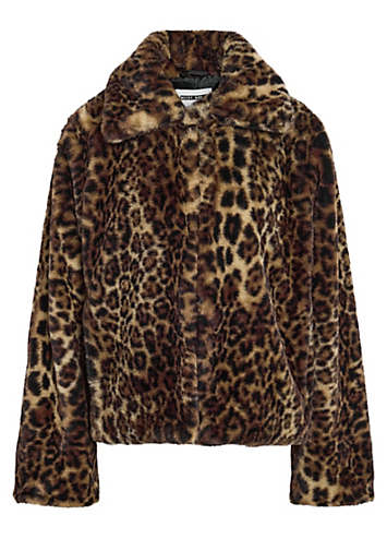 Eve Leo Fur Jacket Curve by Noisy May | Look Again