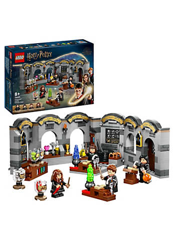 Hogwarts Castle: Potions Class Set by LEGO Harry Potter | Look Again