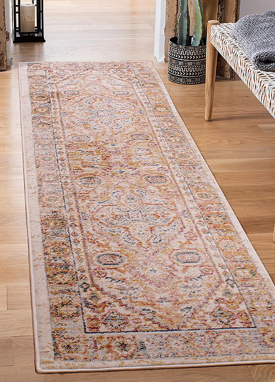 Nova Runner by Urco | Look Again