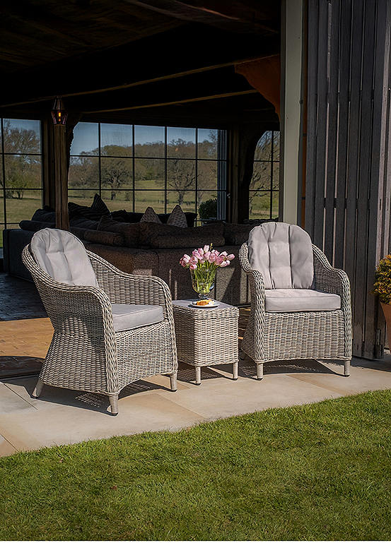 Oxford 3pc Lounge Set by Maze | Look Again