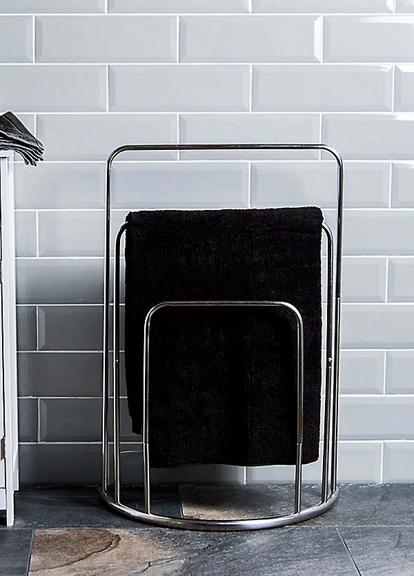 Vida Bathroom 3 Tier Curved Towel Stand
